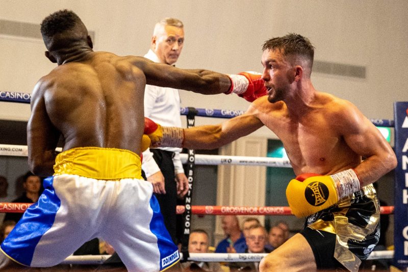 Kyle Williams crowned English champ after epic battle – British Boxing BBTV