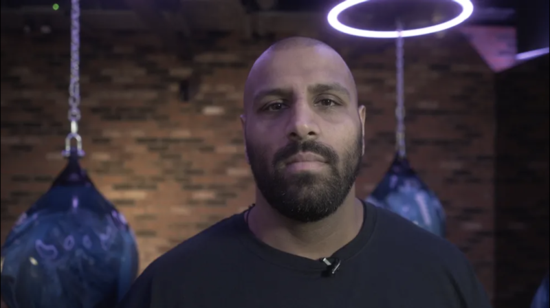 “He can’t be lucky, he’s knocked out six! Kash Ali surveys next ...