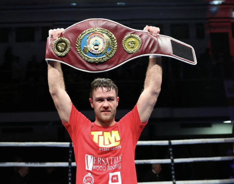 Danny Dignum successfully defends his WBO European title! MTK York Hall ...
