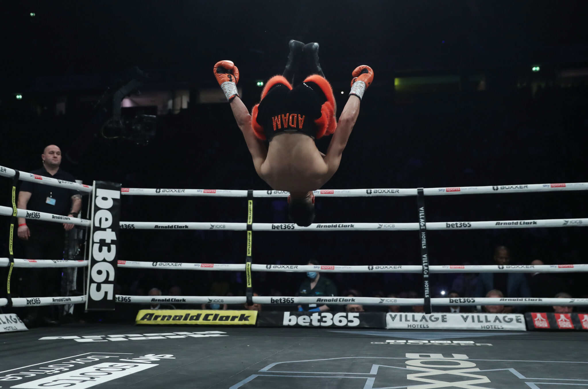 Preview: Adam Azim steps up against Rylan Charlton – British Boxing BBTV