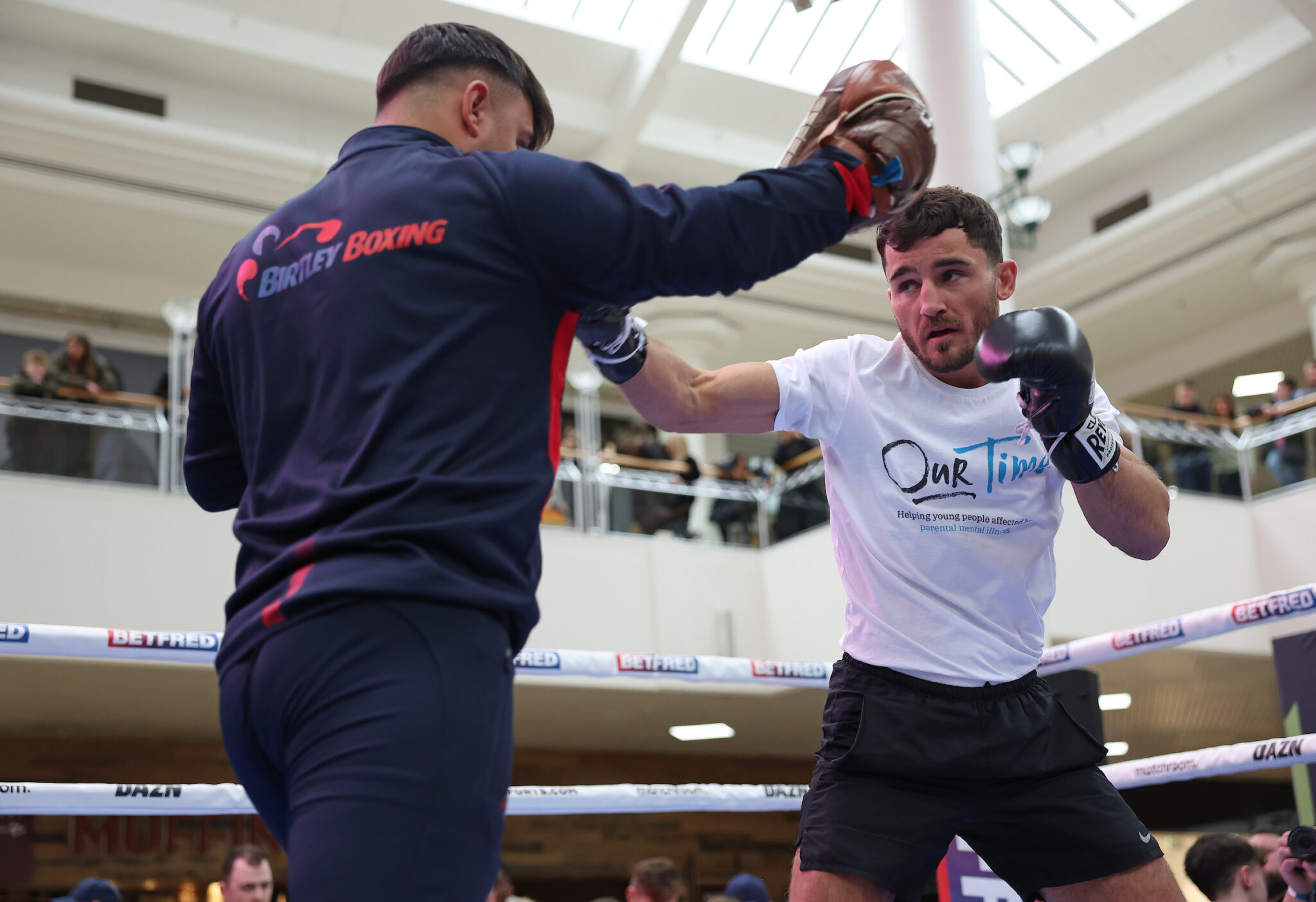 Preview: Cyrus Pattinson steps up against Chris Jenkins in Newcastle ...